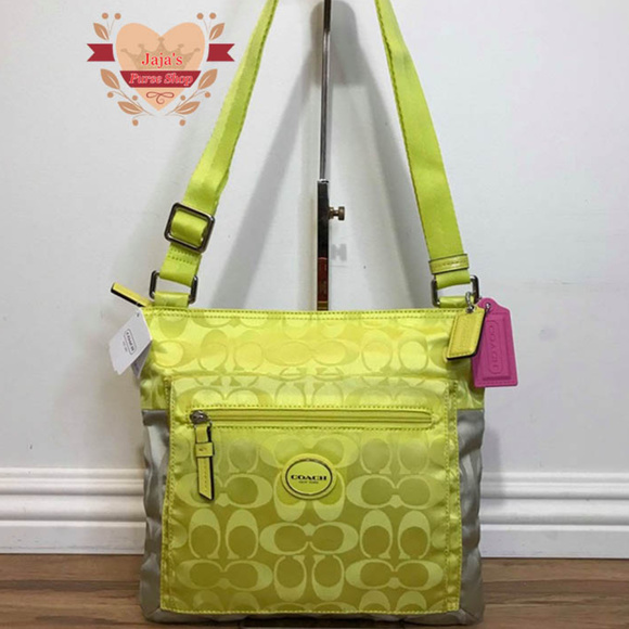 Coach | Bags | Coach Signature Fabric Crossbody | Poshmark